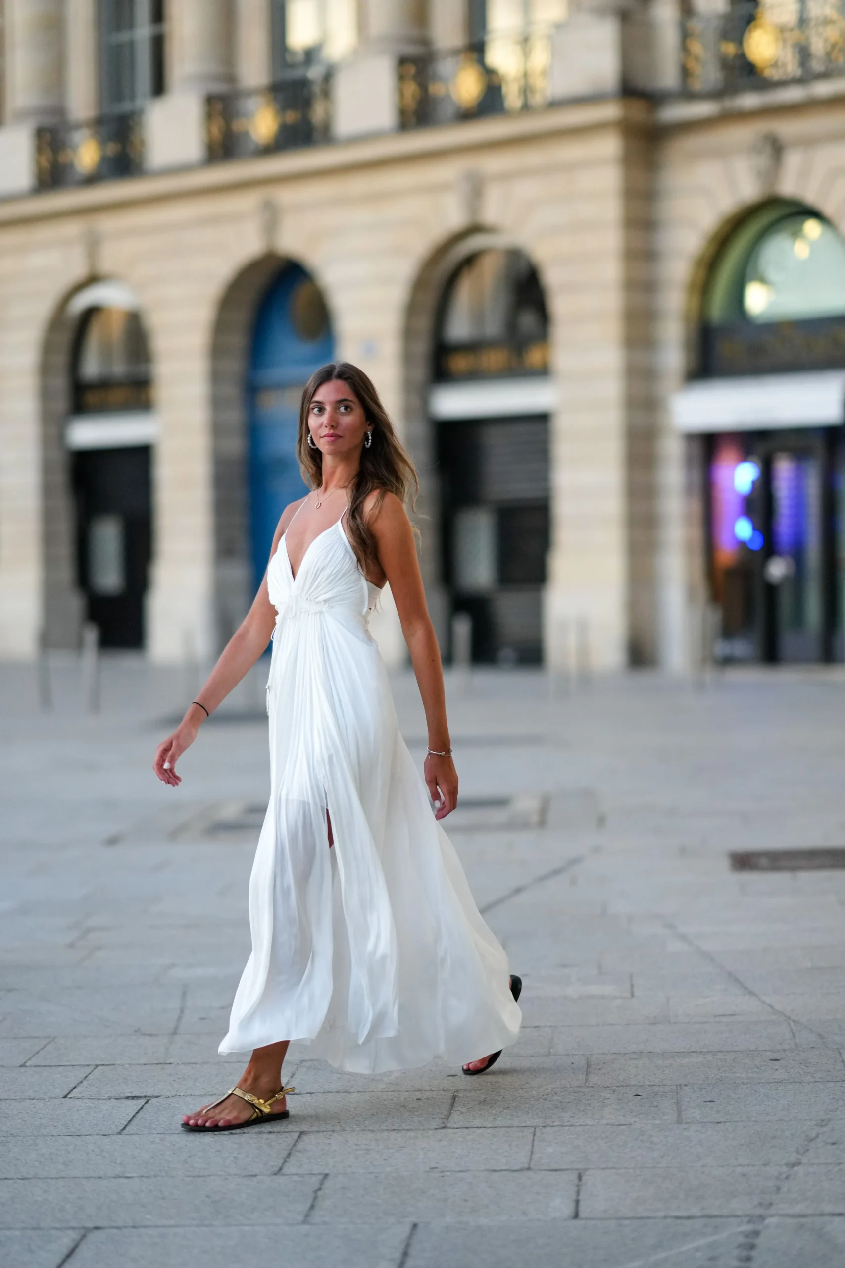 Vestidos de playa: diseños para lucir radiante en la arena | Montesco Jeans